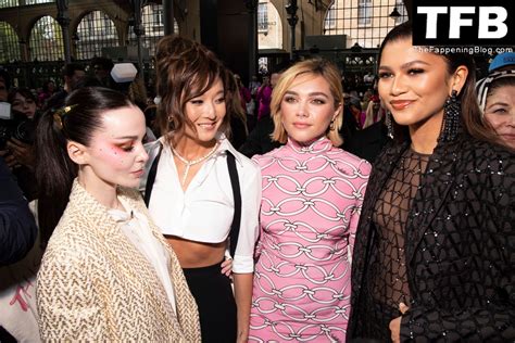 Zendaya Sexy 132 Photos Sexy E Girls🔞