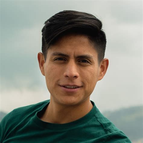 Daniel Lucio Multimedia Designer Dani Lucio Xing