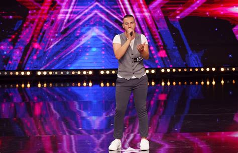 Nikola Svojim Glasom Rasplakao Publiku Otpjevao Sevdah Hanke Paldum Jako Si Me Iznenadio