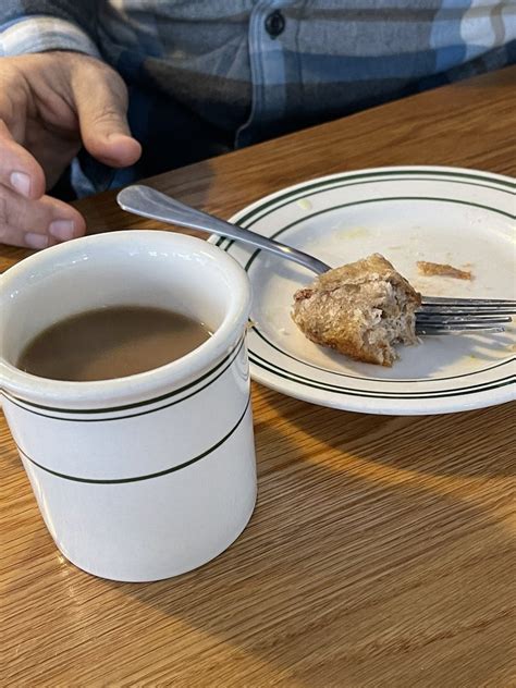 Neon Newt Ma 8 And High St Becket Massachusetts Breakfast And Brunch Restaurant Reviews Yelp