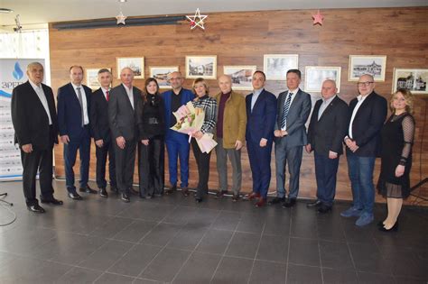 Зрењанински пословни круг Зрепок У жељи да се око „ЗРЕПОК“ а окупе сви квалитетни појединци