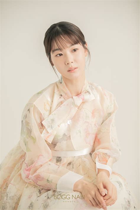 Design Hanbok 1 3 복나비 소성희 한복