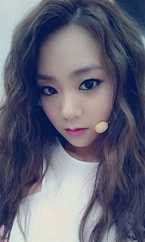 Han Seung Yeon Selca