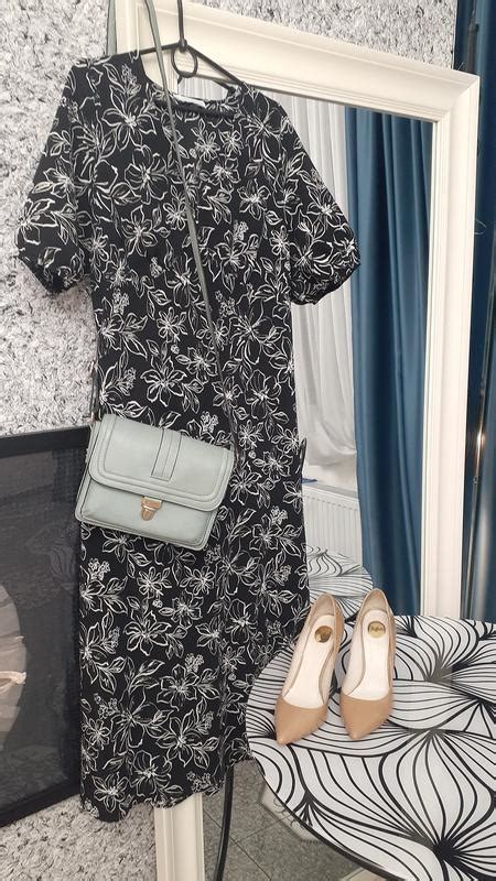 Сукня плаття платье — ціна 150 грн у каталозі Сукні міді Купити жіночі речі за доступною ціною