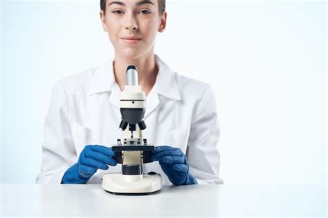 Premium Photo Female Laboratory Assistant Science Research Microscope