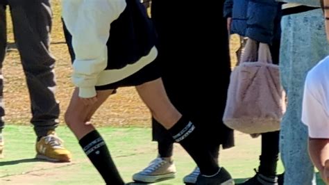 寒そうなハイソックスjs1 素人投稿の盗撮動画はパンコレムービー