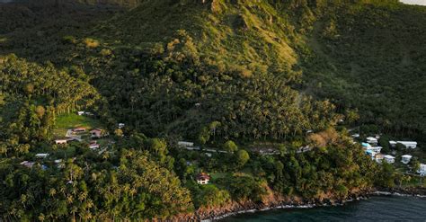 Dji Dji 무인 항공기 경치 경치가 좋은 고립된 고요한 구름 녹색 풍경 동남아시아 드론 드론을 이용한 공중