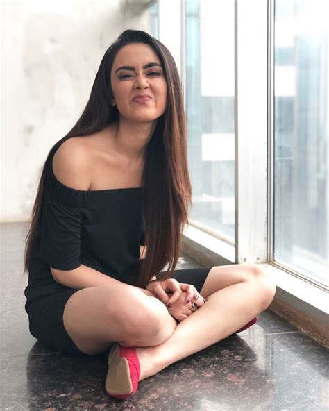 Sakshma Srivastav Feet