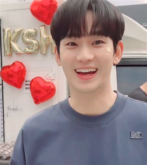 더쿠 내가 깍지 껴서 그런게 아니라