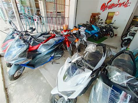 တာချီလိတ်မြို့ ဆိုင်ကယ်ရောင်းဝယ်ရေး ထွန်းတောက်လင်း