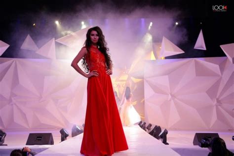 “Дэлхийн мисс 2014” тэмцээнд өрсөлдөх мисс Т Батцэцэгийн зурагнаас Урлаг мн