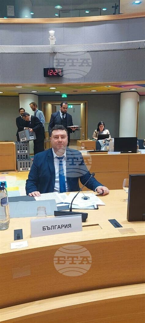 Посланик Румен Александров акцентира върху необходимостта от подобряване на европейската