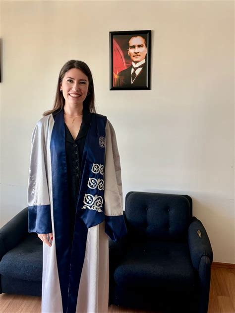 Ece Eken Linkedin‘de “mod Modeli Temelli Çevrimiçi Grupla Psikolojik Danışmanın Beliren