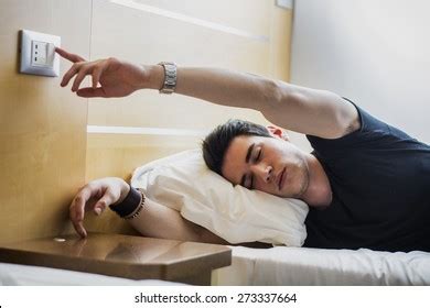 34 690 Turning Light Off Images Stock Photos Vectors Shutterstock