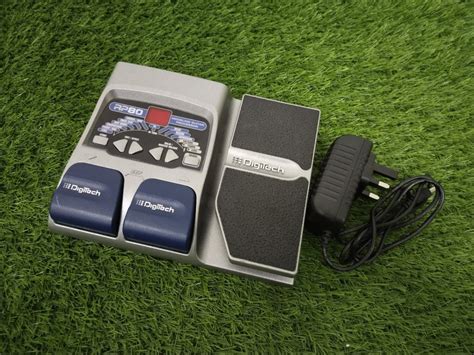 Digitech Rp80 Modeling Guitar Processor Hobbies And Toys Music And Media Music Accessories On
