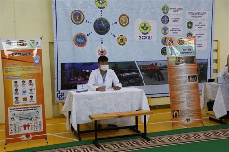 Баянгол дүүрэгт цэрэг татлагыг “ОЮУНЫ УНДРАА” цогцолбор сургуульд зохион байгуулж байна