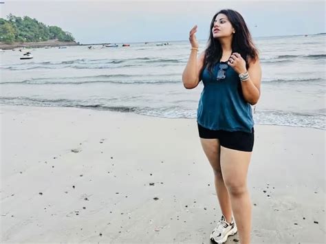 Ias Pooja Khedkar Viral Photos Know Why She Is In Lime Light And Highly
