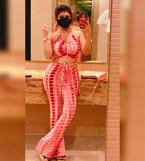 Nathasha Pereras Feet