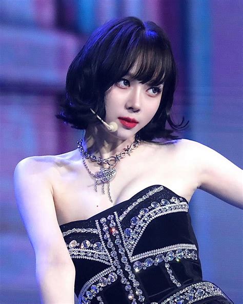 뱀파이어같은 아이돌 해외축구 에펨코리아