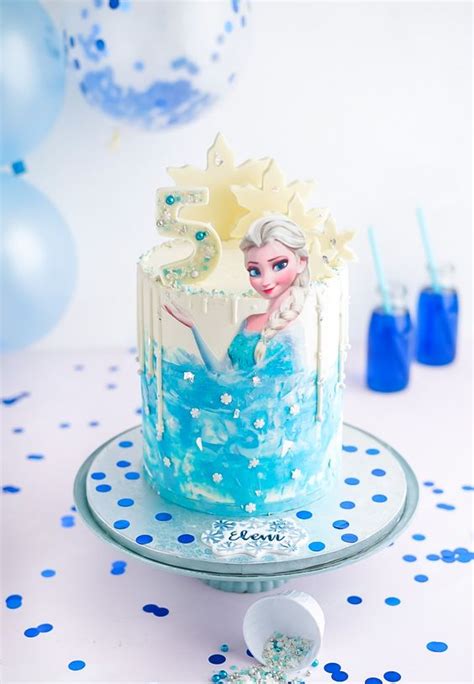 مدل کیک تولد دخترانه السا و آنا جدید و خاص مینویسم