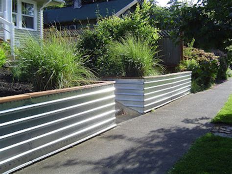 Metal Retaining Wall Ideas