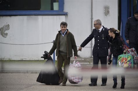 Valter Lavitola Lascia Il Carcere Dopo Due Anni E Va Ai Domiciliari