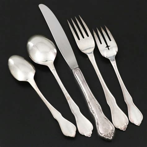 Oneida Community Silver Plate Flatware In Chest Ebth