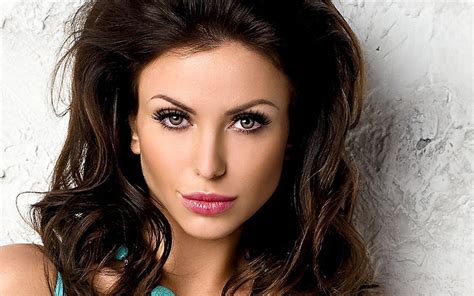 Monika Pietrasinska Photos Wallpics Net Wallpapers Photos Pictures Backgrounds