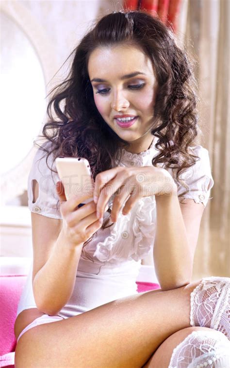 电话高清图片 有智能手机的女人 有智能手机的女人图片免费下载 5144862182 千图网pro