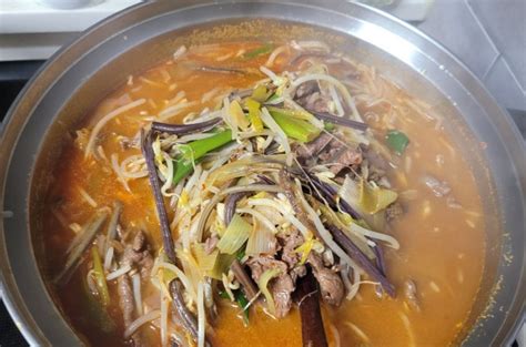초간단 육개장 끓이는 방법 진~~한 국물이 끝내줘요