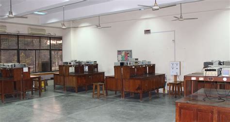 Facilities Department Of Eee Buet
