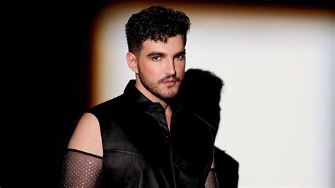 Jao Singer Wallpapers 19 Images Wallpapercat