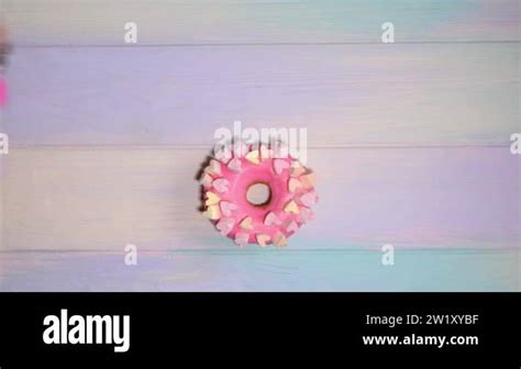 Donut Word Stock Videos And Footage Hd And 4k Video Clips Alamy