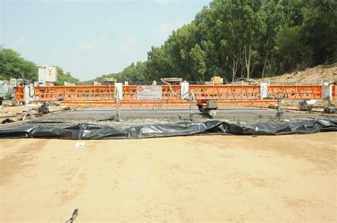 Semi Automatic Concrete Paver Machine At ₹ 950000 In Ahmedabad Id