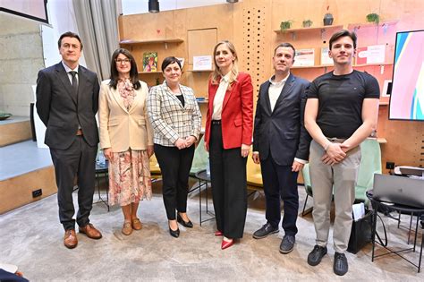 Народна 👉Ангеловска Бежоска пред Студентското собрание Финансиската писменост ја намалува