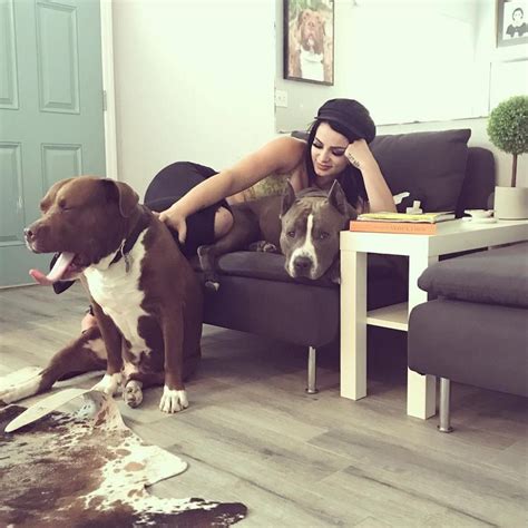 40 Jaw Dropping Instagram Photos Of Paige Paige Instagram Womens