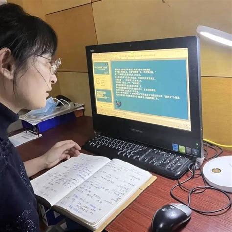 育心育行同研共进班主任工作例会 芦苇园 教育 罗琳