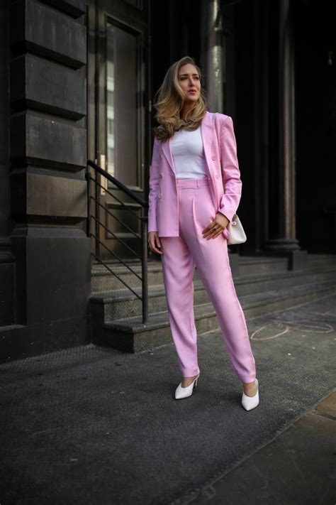 1001 Manières De Porter Un Ensemble Veste Pantalon Pour Femme