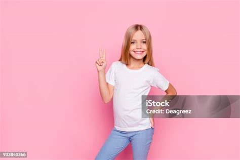 재미 조 사람들이 사람 개념 Funtime를 즐길 수 있습니다 귀여운 사랑 스러운 평온한 자신감 달콤한 사랑 스러운 아름 다운