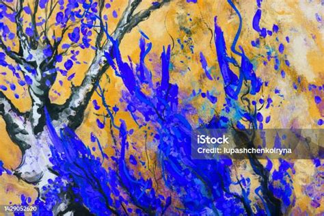 밝은 하늘을 배경으로 한 자작나무 형태의 그림 유화 풍경 개념 기호에 대한 스톡 벡터 아트 및 기타 이미지 개념 기호 고풍스런 과로 Istock