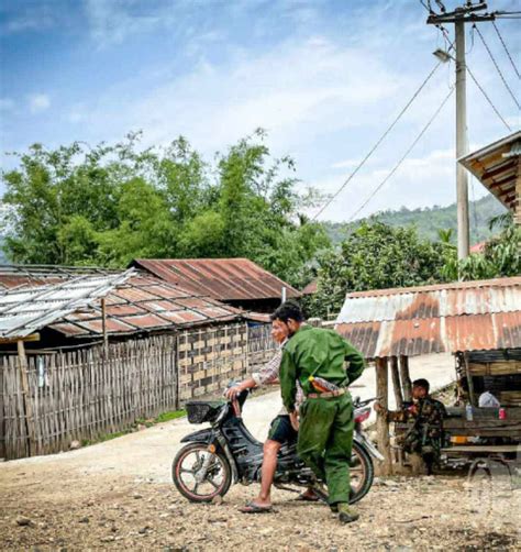 နှစ်ပေါင်း ၃၀ ကျော် တပ်စွဲထားသည့် စစ်ကောင်စီတပ်ရင်း Kia ထံ လက်နက်ချ Bur Mizzima Com