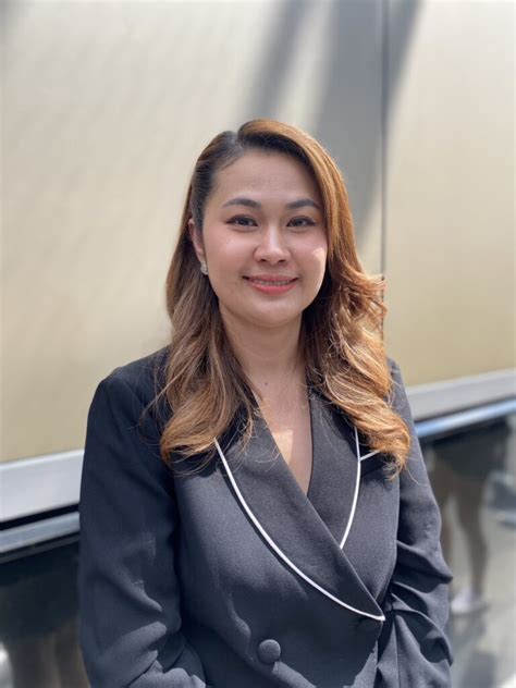 ทนายความ จูน ภรรยา หนุ่ม กะลา เผยศาลรับฟ้องสาวมือที่สาม 10 ล้านบาทแล้ว นัดไกล่เกลี่ย 16 ส ค