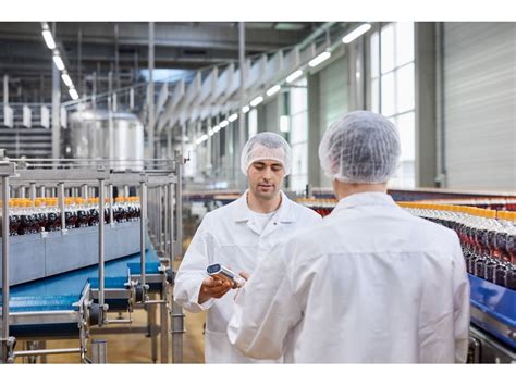 Compact Line产品组合：外形小巧，功能强大 Endress Hauser