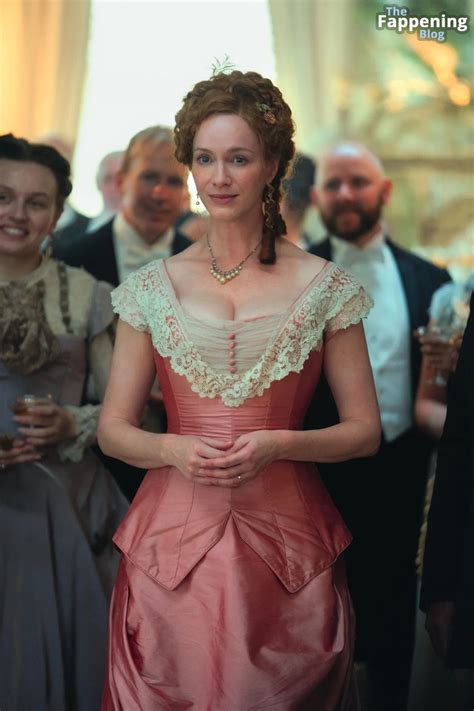 Christina Hendricks Sexy Photos Thefappening