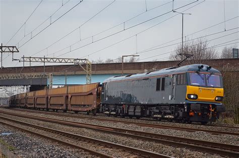 Gronk Geek The Run Down Of The Db Schenker Class 92