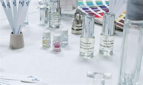 Claves Del Marketing De Los Perfumes C Mo Es El Marketing De Las Perfumer As Marketing Triple A