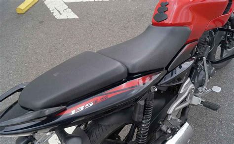 Bajaj Rouser 135ls