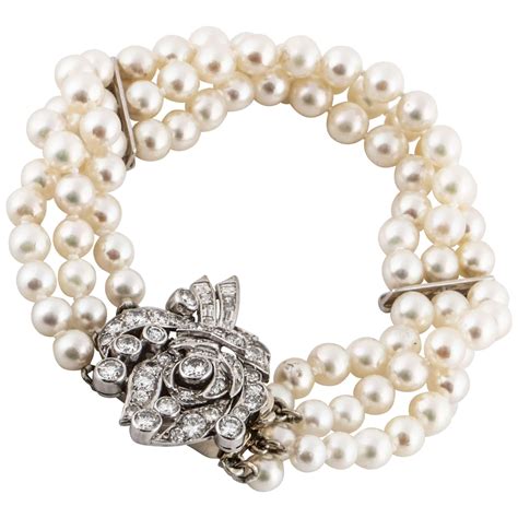 Four Strand Gold Mesh White Gold Cultured Pearl And Diamond Fringe