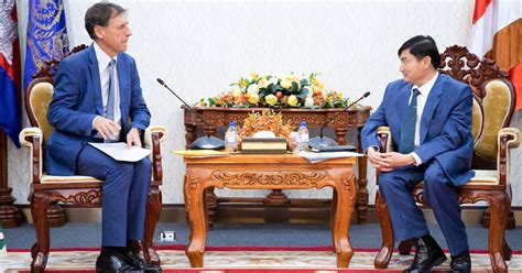 បារាំង ប្ដេជ្ញាបន្តកិច្ចសហប្រតិបត្តិការជាមួយក្រសួងការងារកម្ពុជាលើវិស័យ Tvet និង ប ស ស Empire