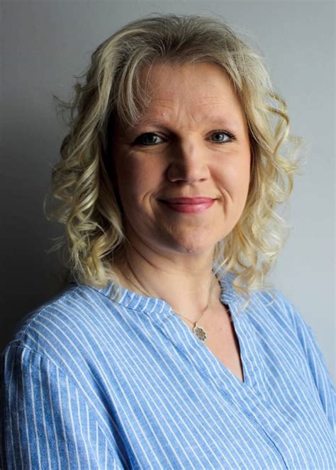 Melanie Paul S Instagram Twitter Facebook On Idcrawl